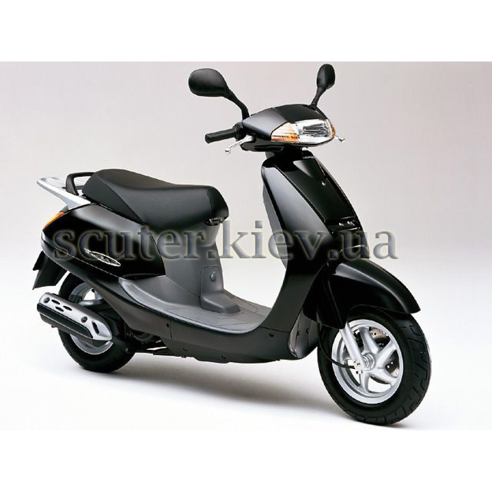 Elegantes Honda Lead 100 Ebenbild